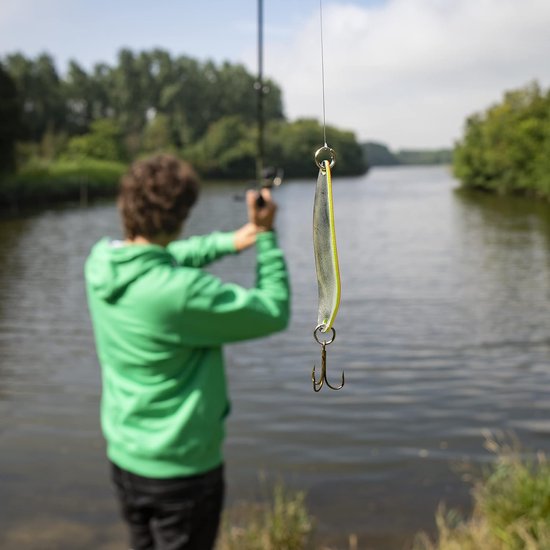 Camouflage hengelset bestaande uit een hengel- en rolcombo met koord en ...