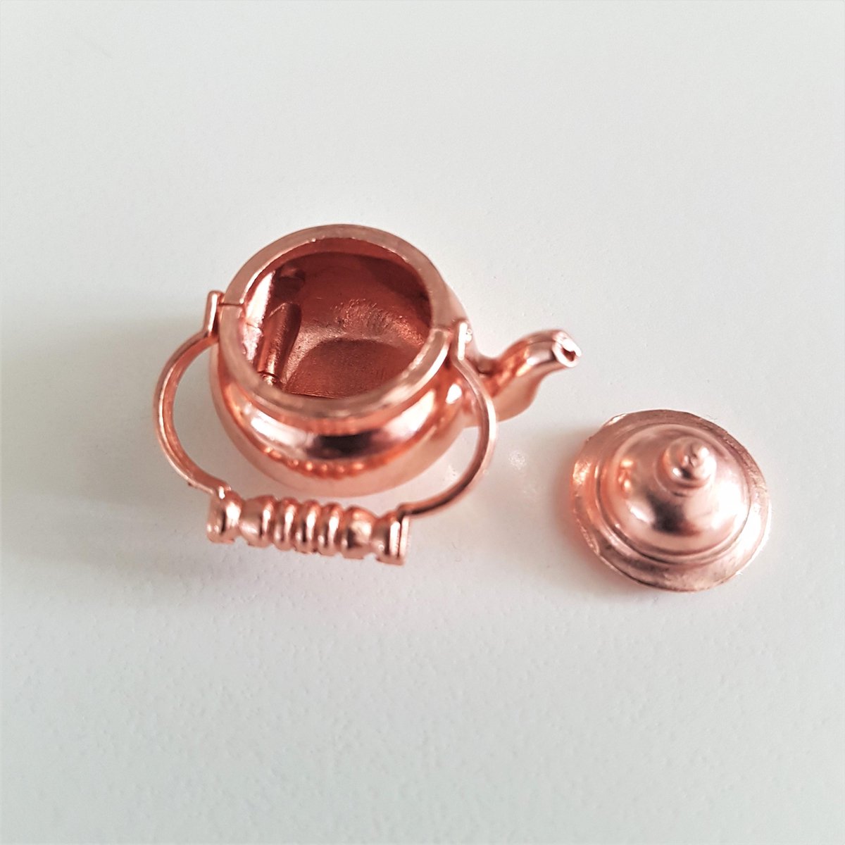 Miniatuur keuken koperen keteltje / poppenhuisinrichting 1:12 ...