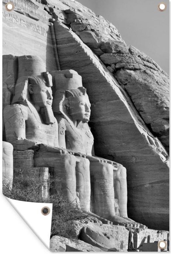 Affiche de jardin Abou Simbel - Vue de côté temple d'Abou Simbel en Egypte en noir et... | bol.com