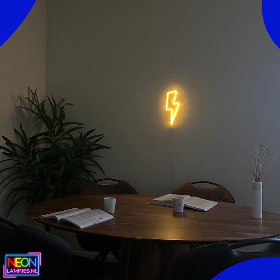 Neon Lamp - Bliksem Warm Wit - USB of Batterijen - Neon Verlichting ...