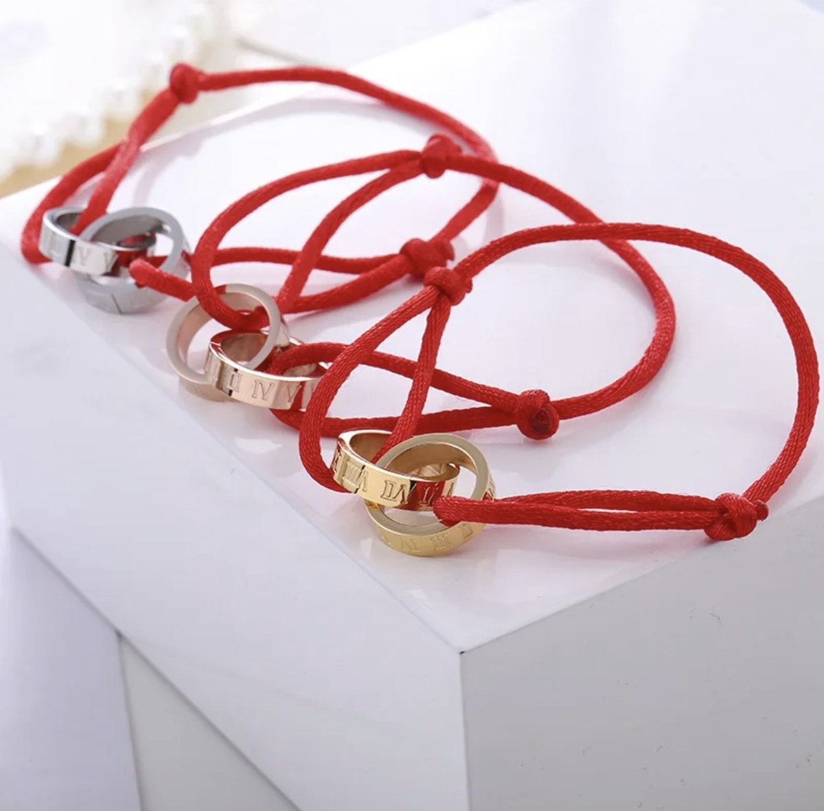 Soraro Roman Tricolor Armband | Rood | Goud | Soraro Armbanden | Cadeau ...