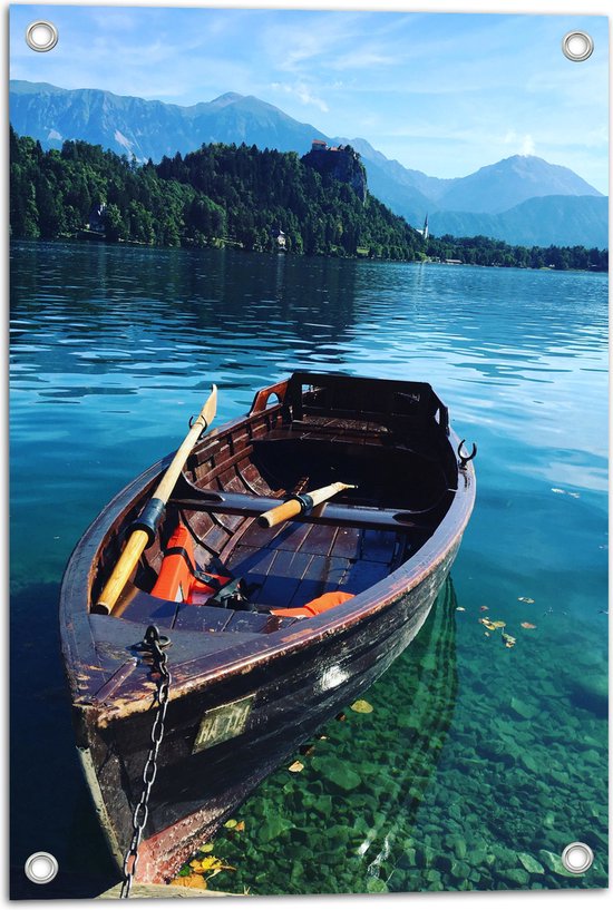 WallClassics - Tuinposter – Klein Houten Vissersbootje in Helder Water ...