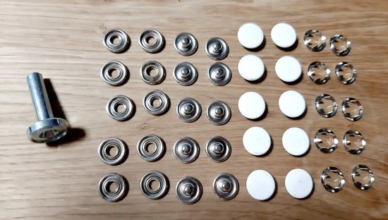 10 inslagdrukknopen wit - met stempel inslag tool - drukknopen ...