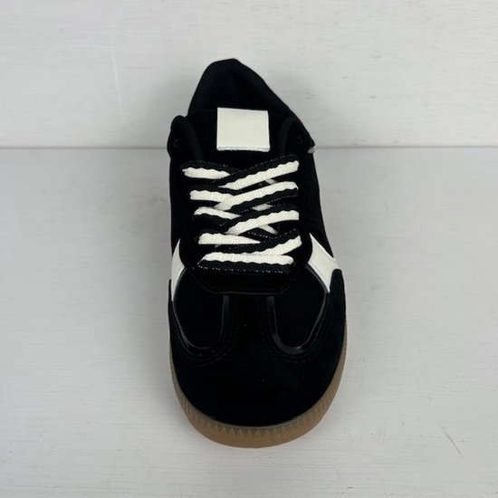 Retro sneakers met witte details zwart Zwart / 42 | bol
