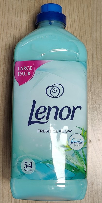 Lenor Waverzachter Fresh Meadow 54 sc 1900 ml | bol.com