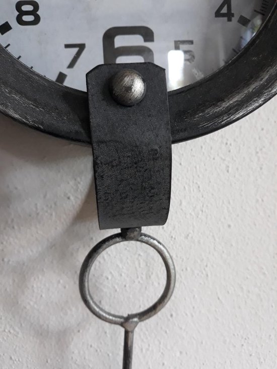 Countryfield - Industriële Klok - met Haak - Grijs - Louis | bol