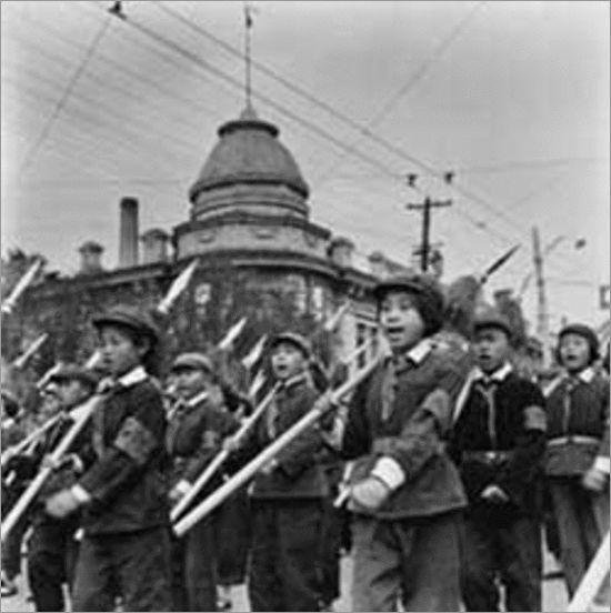 Red-Color News Soldier | 9780714843087 | Li Zhensheng | Boeken | bol.com
