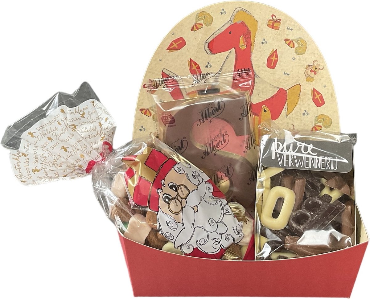 Sinterklaas - Snoep - Nostalgie - Chocolade letter - Strooigoed ...