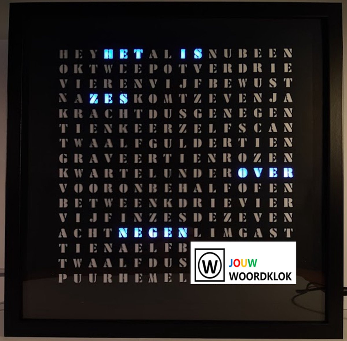 Gepersonaliseerde Woordklok met eigen logo-37 x 37 cm-Lettertype... | bol