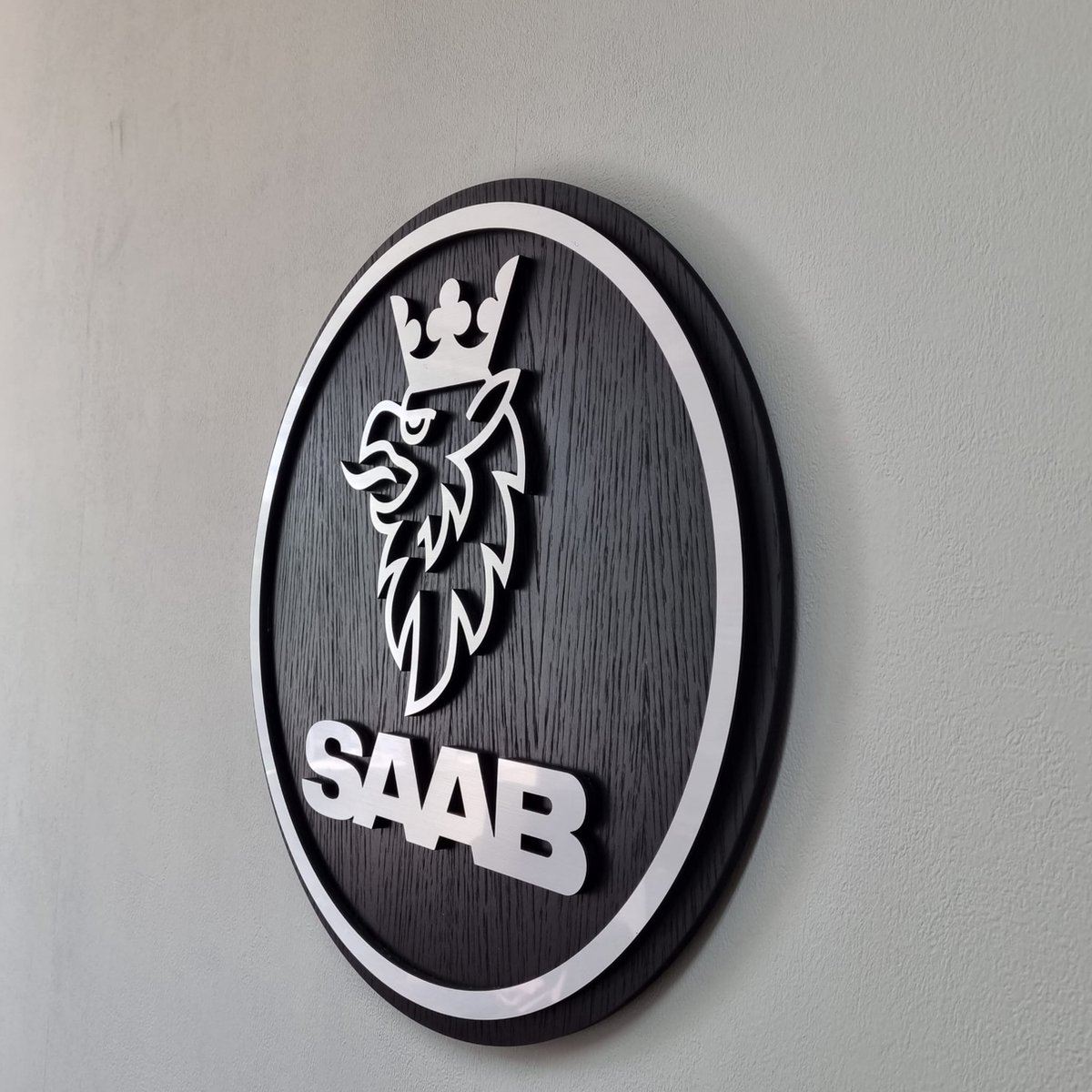 Saab logo - Decoratief - uniek - Wand paneel - 50 cm breed - Eiken ...