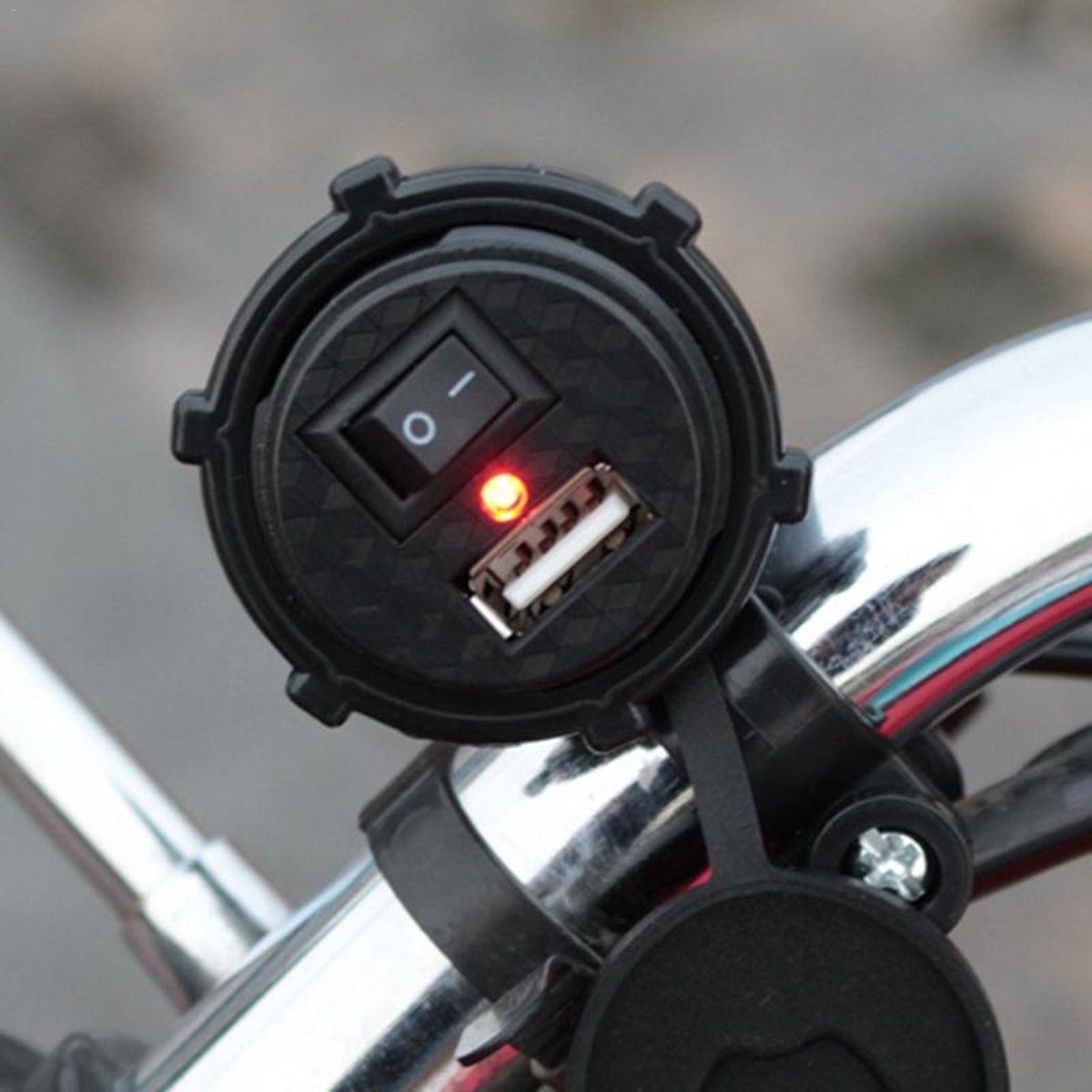 Motor Usb - Motor Accessoires - USB aansluiting motorfiets ...