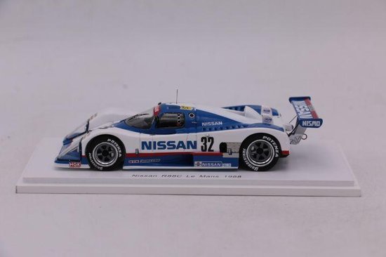 Nissan R88C 24H LeMans 1988 | bol.com