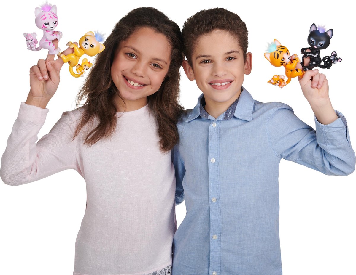 WowWee Fingerlings Katachtigen Robot met Welpje - Zwarte Panter | bol.com