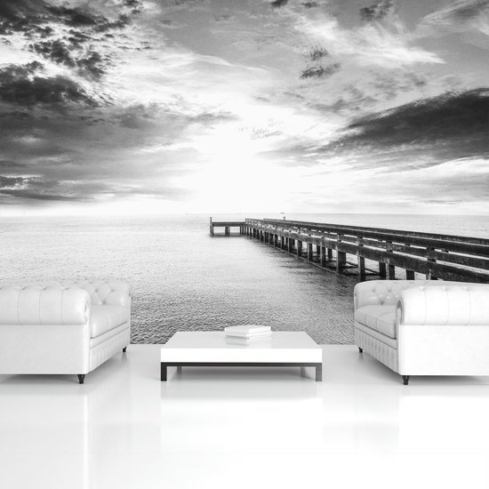 Fotobehang - Vlies Behang - Kleine Brug in het Meer - Zwart-wit - 254 x ...