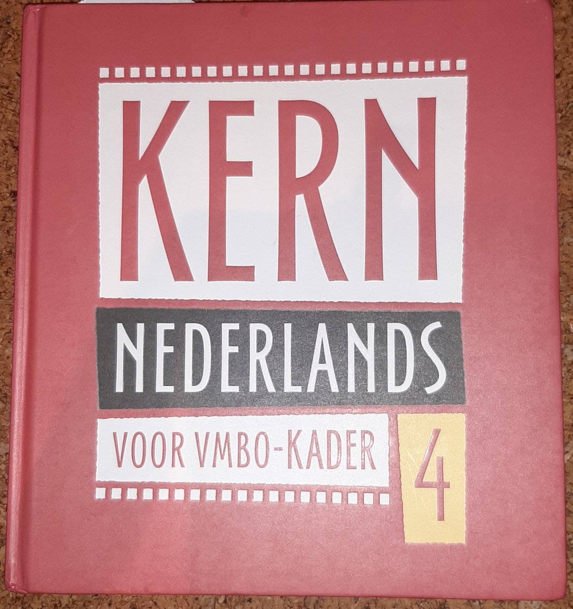 Kern Nederlands voor VMBO-kader leerjaar 4, Nicole Bus | 9789492862037 ...