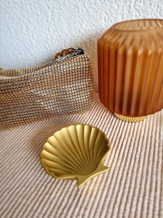 Gold shell | bol