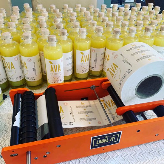 Label-it! Etiketteermachine uit Nederland! Voor flessen, potten of ...