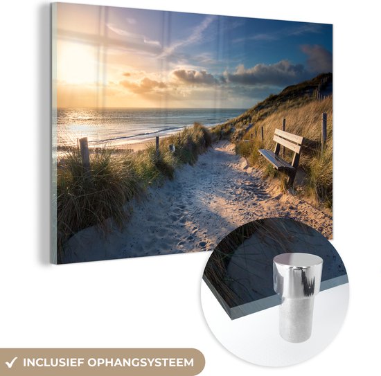 MuchoWow - Glasschilderij - Acrylplaat - Strand - Zee - Duin - Bankje ...