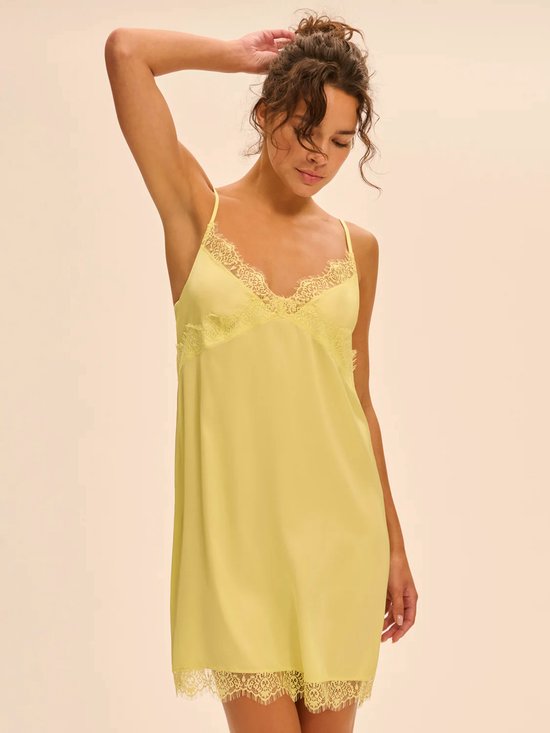 Simone Pérèle Satin Secrets Nachtjurk Summer Yellow 2 | bol
