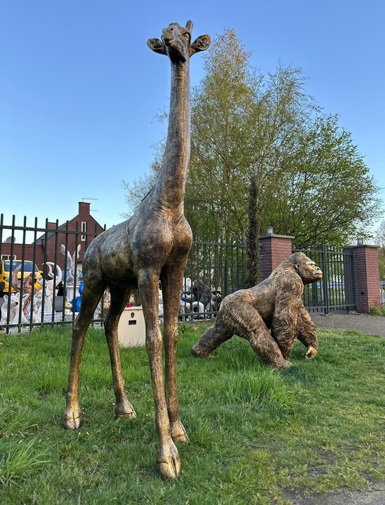 Goodyz- Jungle dieren- Giraf- Mega Giraf - XXXXXL - 260 cm hoog - Brons | bol