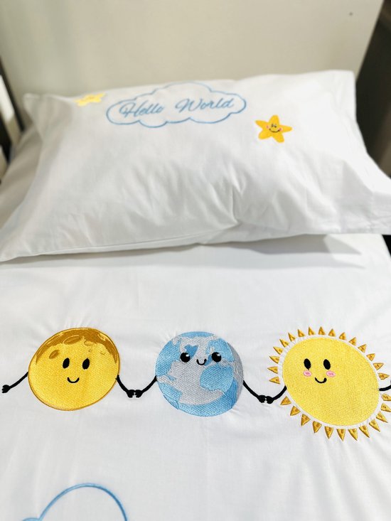 Gepersonaliseerde geborduurde set voor baby (lakens 112x144 cm ...
