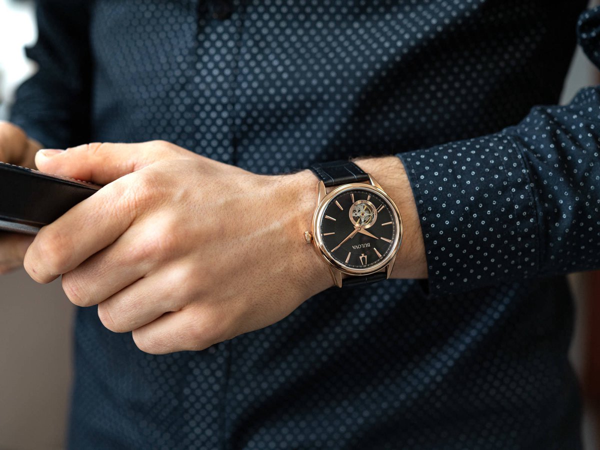 Bulova 97A140 Horloge - Leer - Zwart - Ø 41 mm | bol