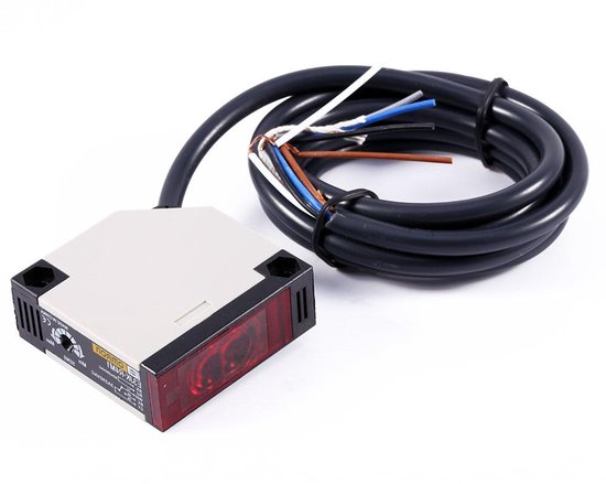Retroreflectieve foto-elektrische proximity sensor 90-250VAC 3A 5M 4M E3JK-R4M1 | bol