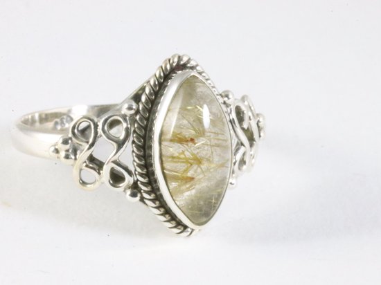 Fijne bewerkte zilveren ring met gouden rutielkwarts - maat 18.5 | bol