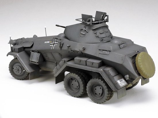 1:35 Tamiya 37024 6-Wheeled Sd.Kfz. 231 Panzerspähwagen w/1 Figure ...