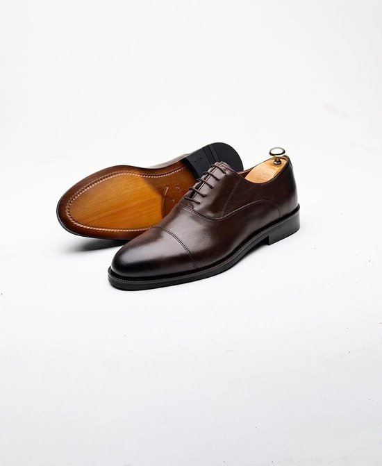 Classic Derby Cap Toe | bol