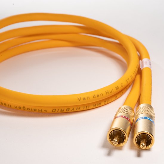 Van den Hul | The D-102 III 3T Hybrid | RCA Interlink | 0,8m | 30 jaar ...
