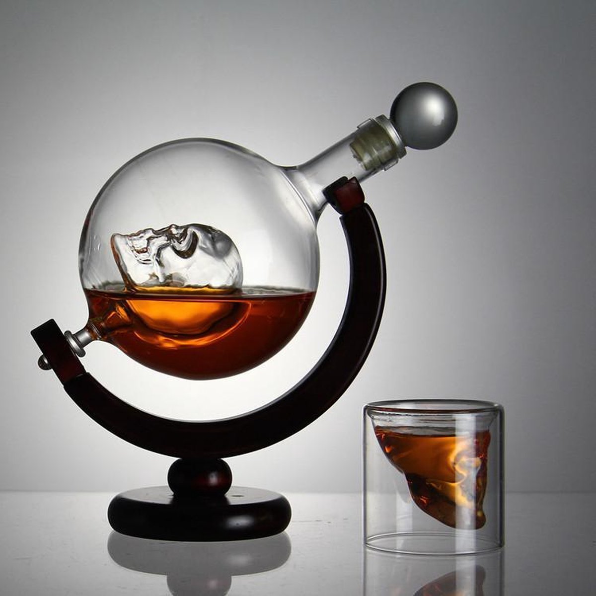 Nicholas & Ryan Whisky's - Wereldbol - Luxe Whiskey Karaf Set - 0 85L ...