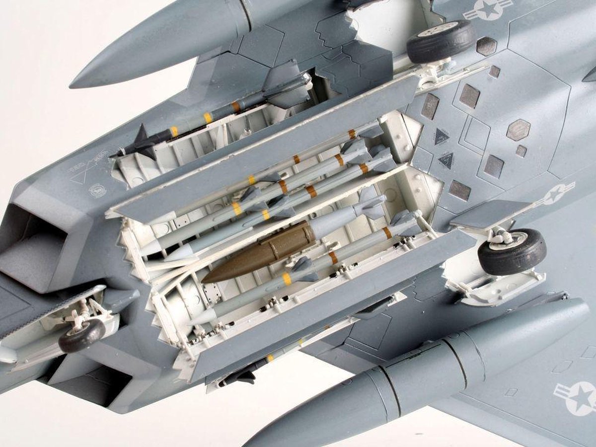 Revell Lockheed F-22 Raptor 1:72 Montagekit Vliegtuig met vaste ...