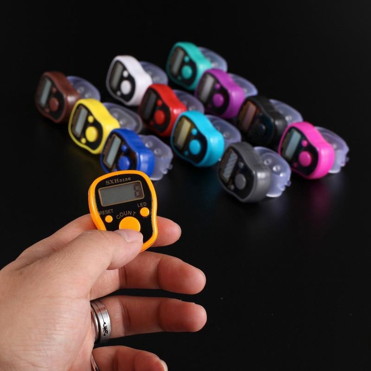 Compteur à main Léger - Réglable - Différentes couleurs | bol.com