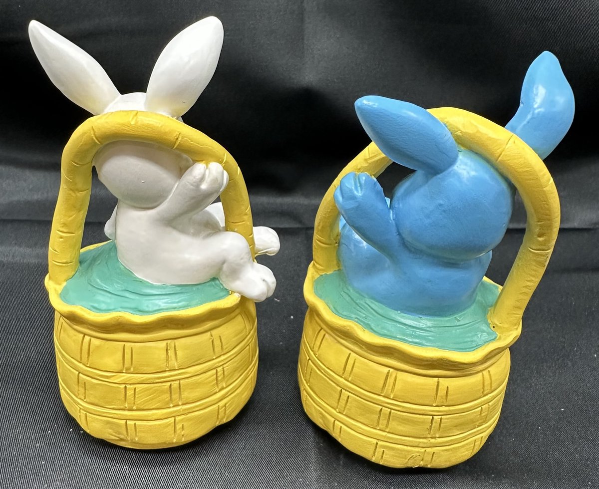 Decoratieve beeldjes "paashazen in mandjes"- Set van 2 stuks - wit ...