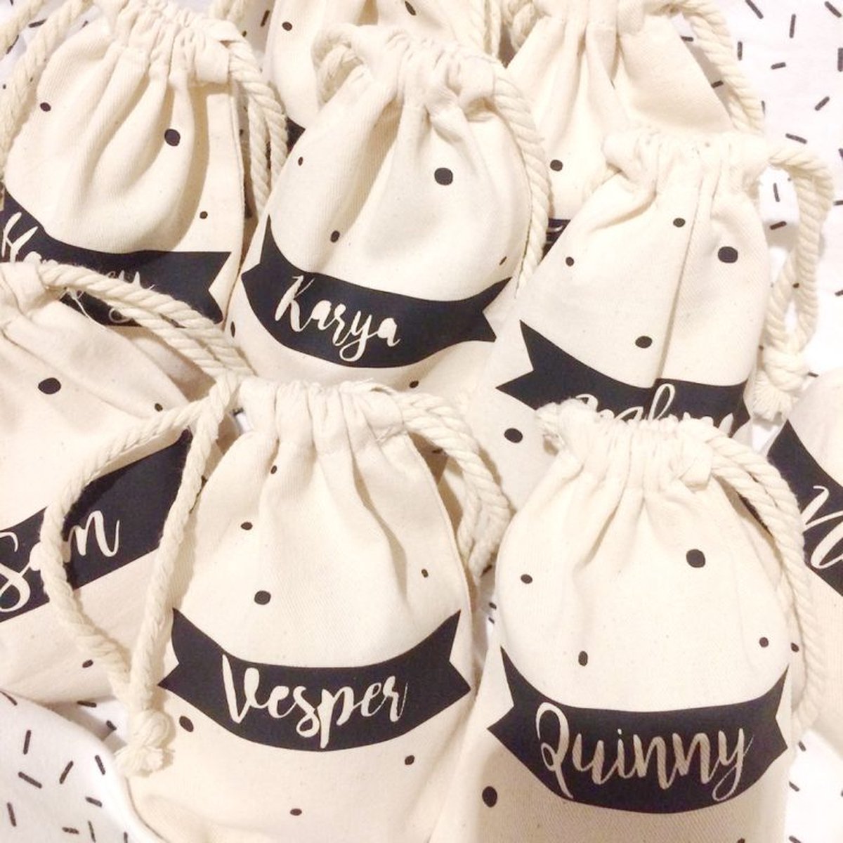 Traktatie zakjes van stof, set van 5 stuks - traktatie uitdeelzakjes ...