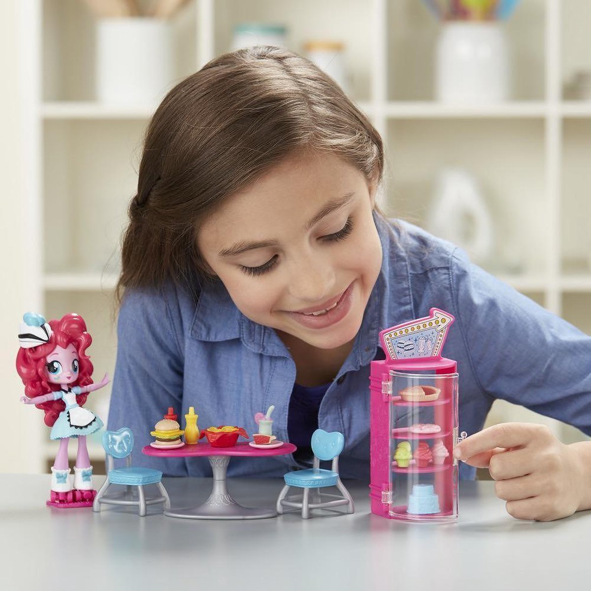 My Little Pony - Equestria Girls - Pinkie Pie - Sweet Snacks Cafe | bol.com