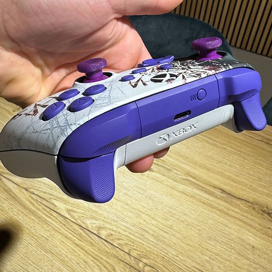 Clever Purple Joker Custom Controller (Xbox compatibel) | bol