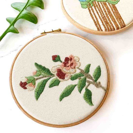Kit de broderie royale Fleurs- Collaboration Studio Koekoek et ...
