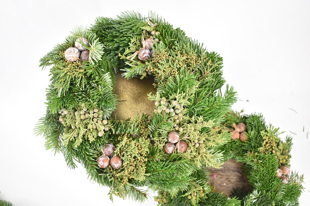 Krans - Kerst krans - Deurkrans - Krans landelijk - Krans Nobilis - 30 cm | bol.com