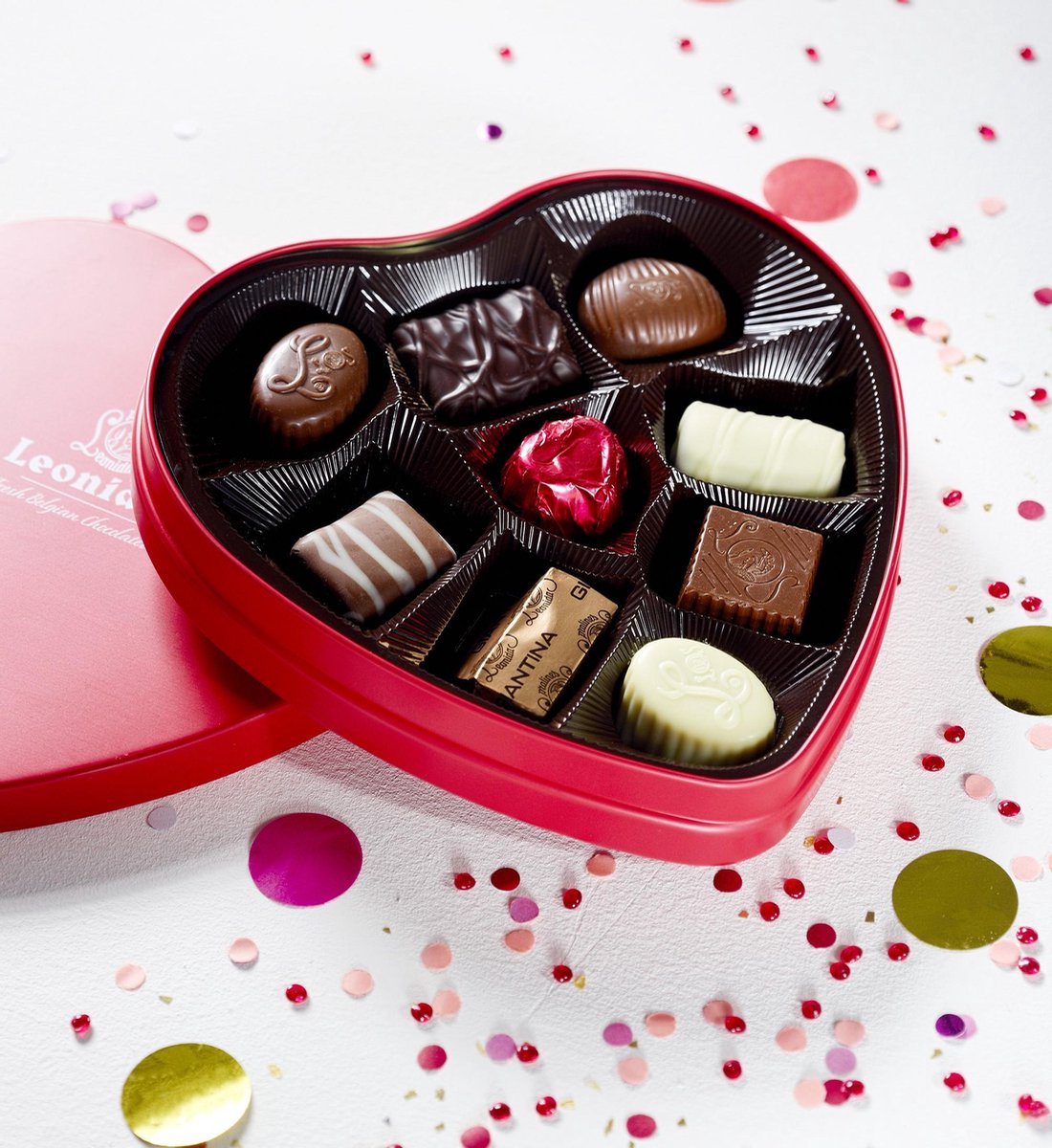 Chocolade Cadeau l Leonidas Bonbons l Gevuld Hart met 9 Bonbons | bol.com