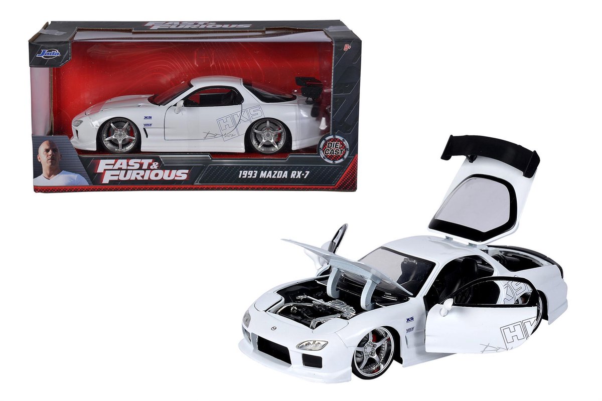 Kids-n-fun | Kleurplaat Fast and Furious Spyracers Tony Toretto Layla Gray