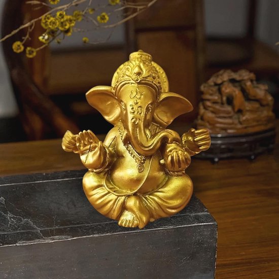 Hindoestaanse Gold Ganesha Standbeelden - Mini Olifant God Sculptuur ...