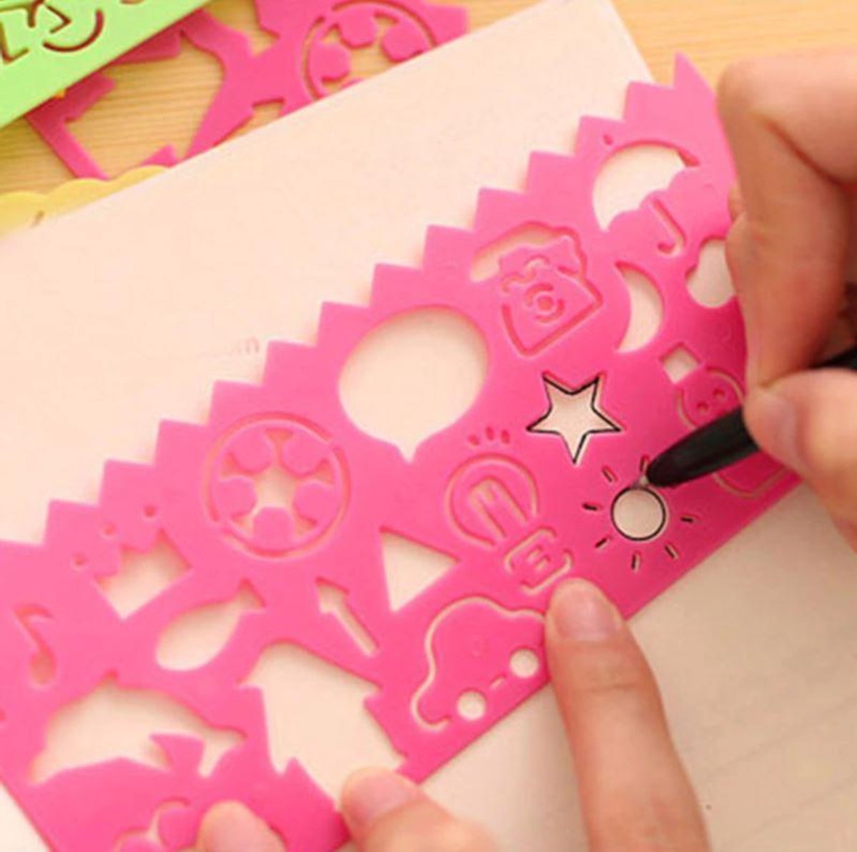 Teken Sjabloon Stencils - Vormpje Tekenen en Knutselen - 4 ...