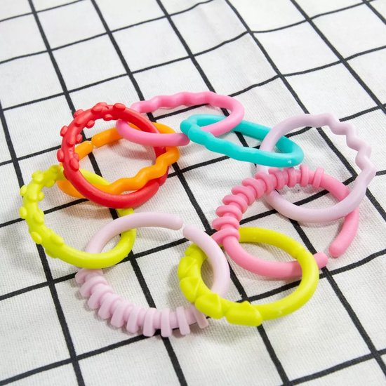 Loops - Gekleurde Schakelringen baby loopy - Kinderwagen accessoires ...