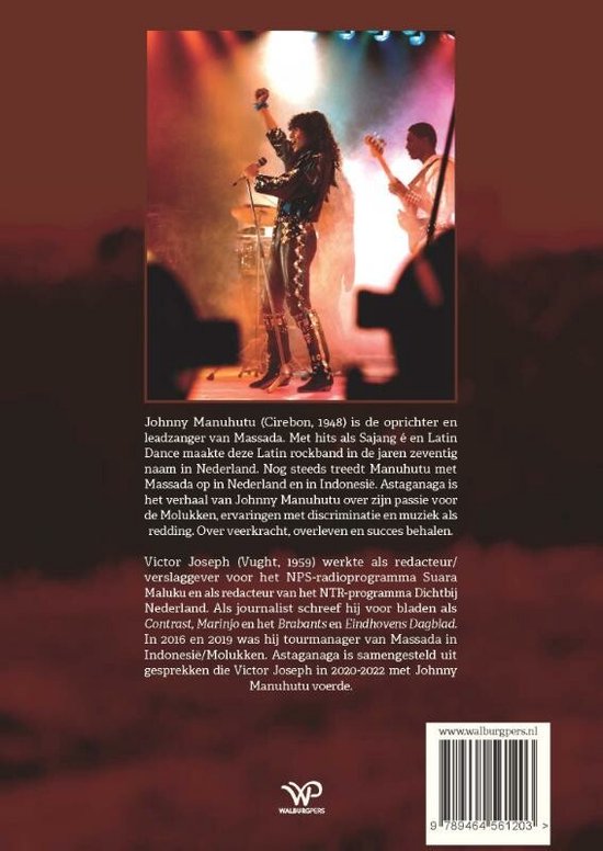Astaganaga - Johnny Manuhutu Massada boek over veerkracht en muziek | bol