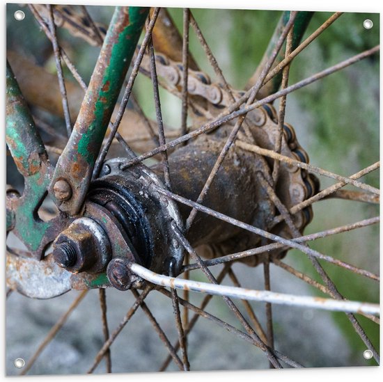 WallClassics - Tuinposter – Spaken van groene Fiets - 80x80 cm Foto op ...