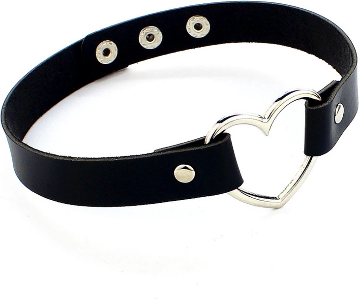 New Age Devi BDSM Scene Girl Choker avec forme de cœur pour un Look ...