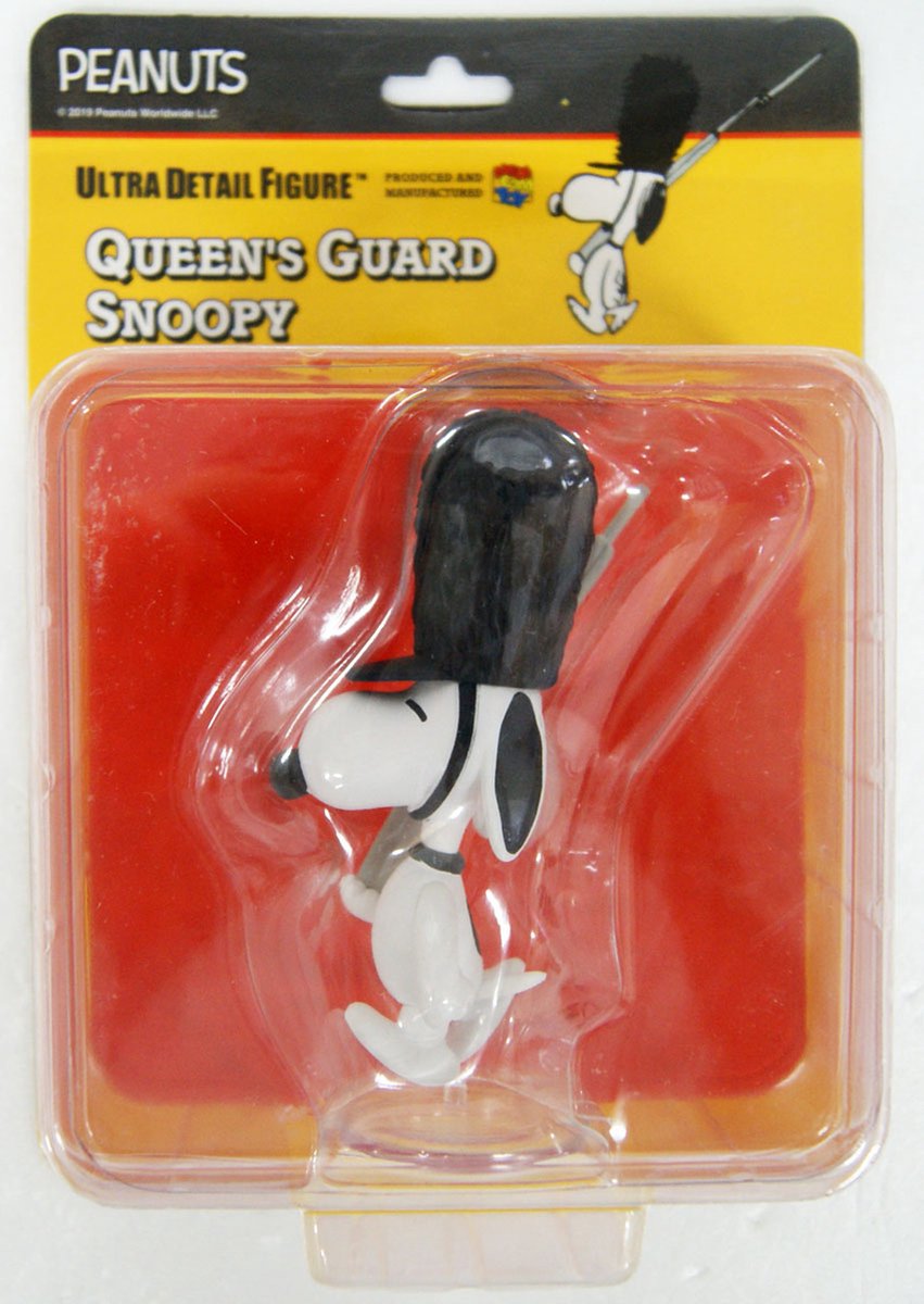 Snoopy Queen's Guard - Peanuts UDF Series 10 Mini Figuur 10 cm | bol.com