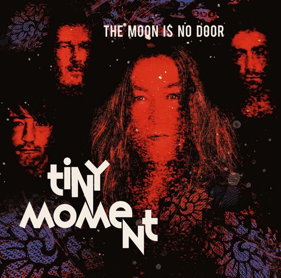 Tiny Moment (CD), The Moon Is No Door | CD (album) | Muziek | bol.com